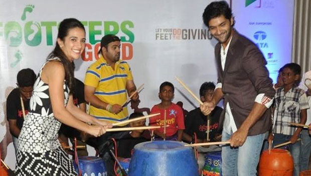 Purab Kohli-Tara Sharma-Kunal Kapoor At Footsteps 4 Gold’s Fund Raiser ...