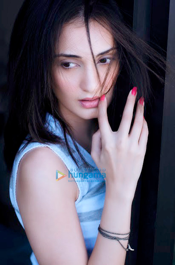 Vaishali Desai Photos, Images, HD Wallpapers, Vaishali Desai HD Images ...