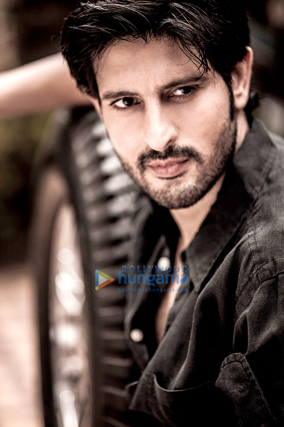 Rishi Bhutani Photos, Images, HD Wallpapers, Rishi Bhutani HD Images, Photos - Bollywood Hungama