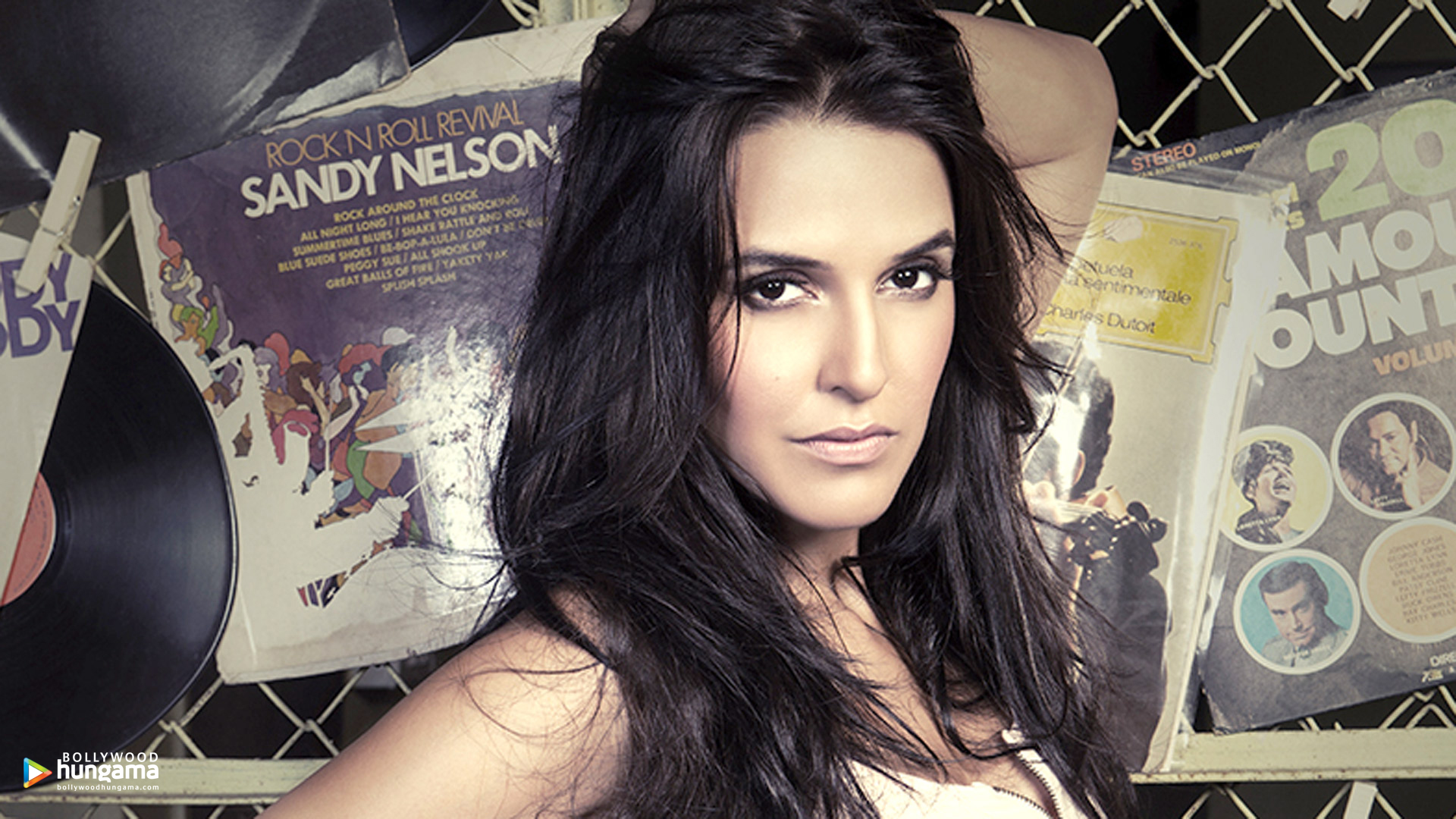 Neha Dhupia Wallpapers | neha-dhupia-35 - Bollywood Hungama