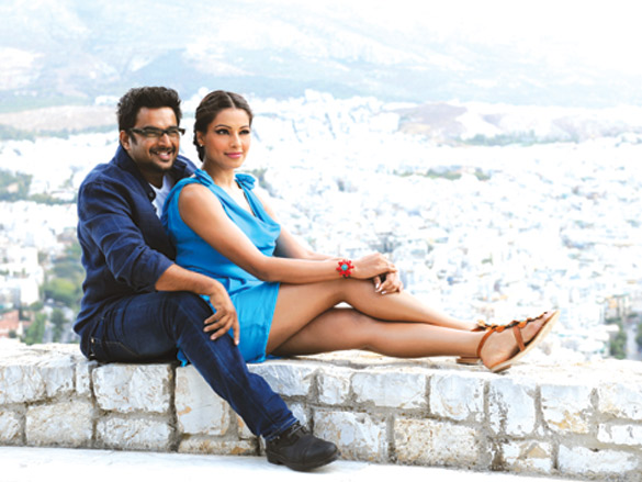 Jodi Breakers Movie Stills - Bollywood Hungama
