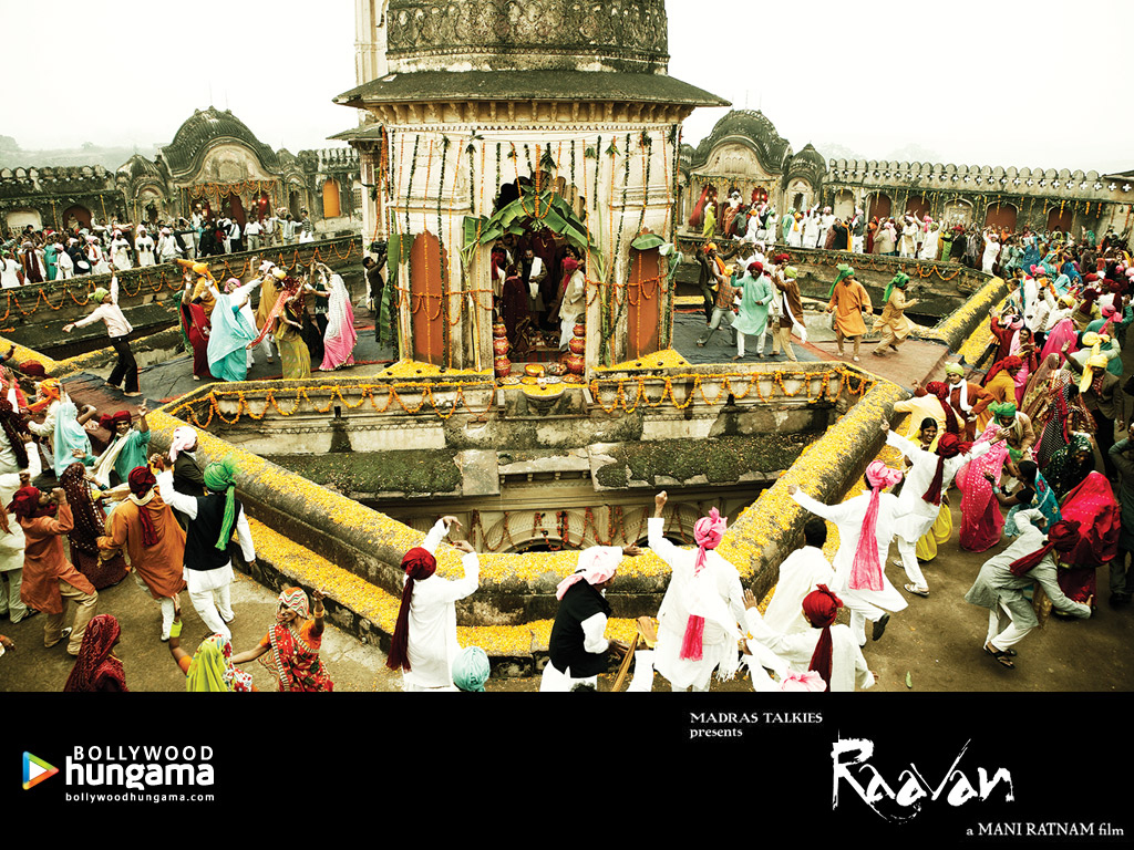 Raavan 2010 Wallpapers | Raavan 2010 HD Images | Photos raavan-still ...