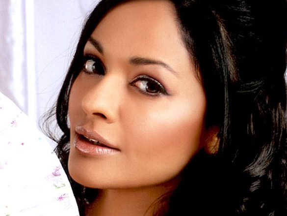 Pooja Kumar Photos, Images, HD Wallpapers, Pooja Kumar HD Images ...