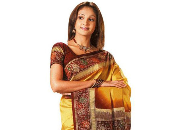 Sandali Sinha Photos - Bollywood Hungama