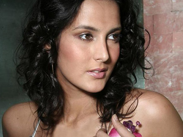Tulip Joshi Photos, Images, HD Wallpapers, Tulip Joshi HD Images ...