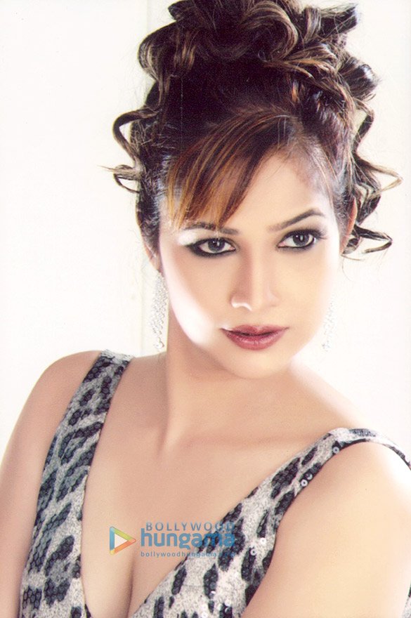 Tanisha Singh Photos, Images, HD Wallpapers, Tanisha Singh HD Images ...