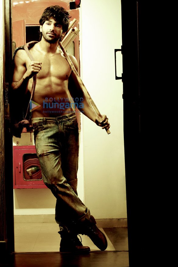 Taha Shah Badussha Photos, Images, HD Wallpapers, Taha Shah Badussha HD ...