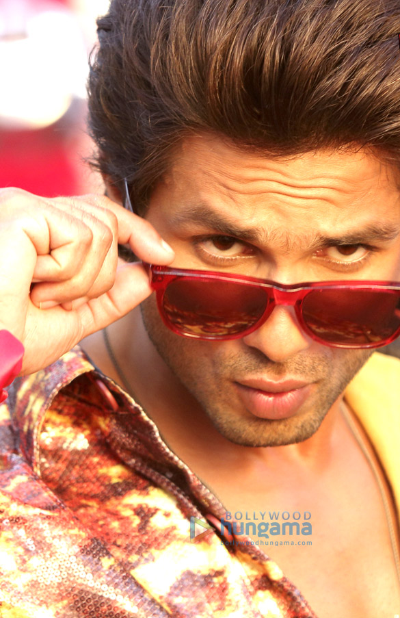 Phata Poster Nikhla Hero Movie Stills - Bollywood Hungama