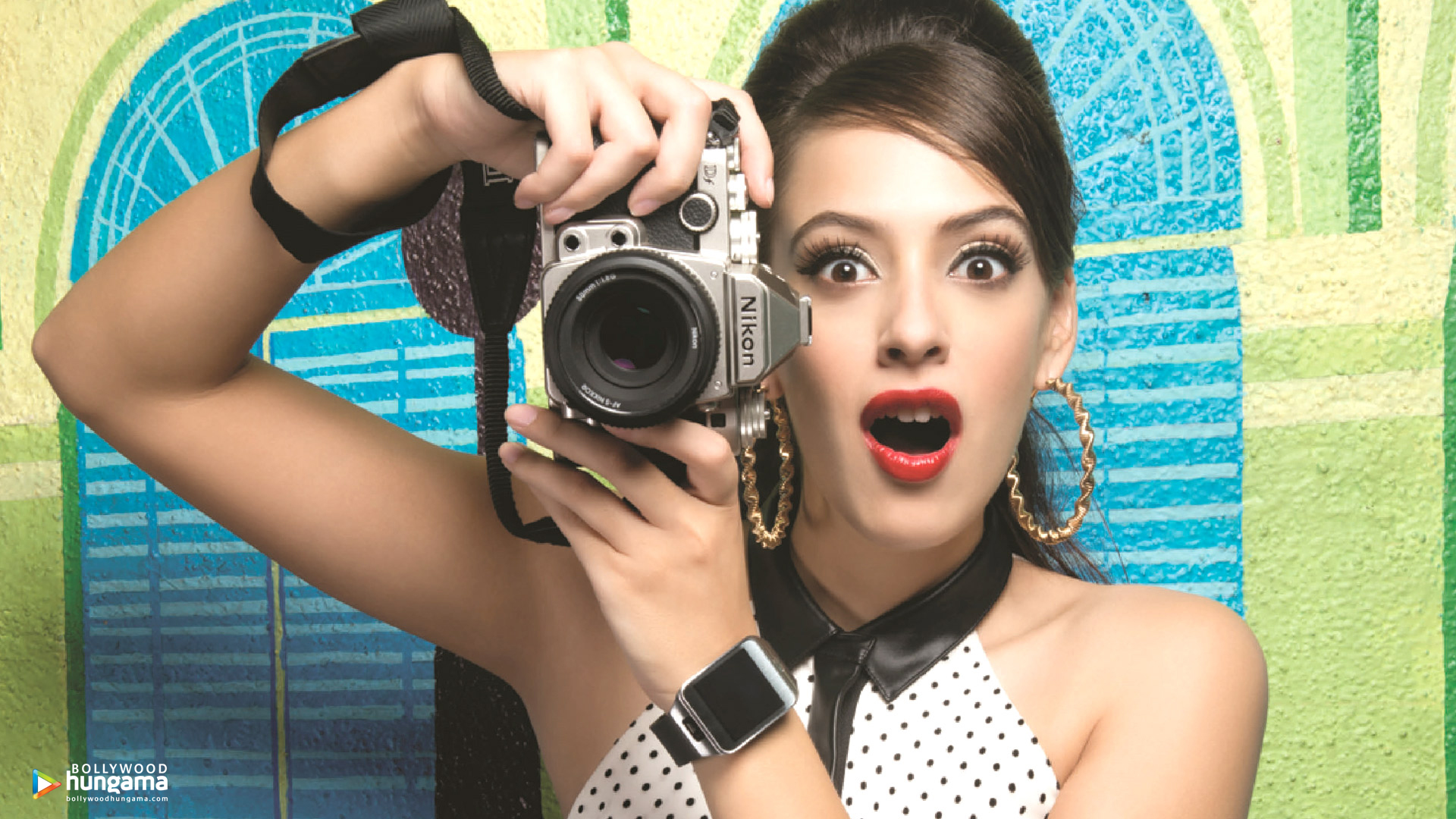 Hazel Keech Wallpapers | hazel-keech-4 - Bollywood Hungama