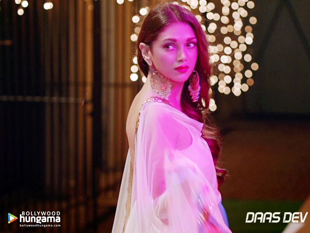 Movie Wallpapers - Page 11 of 71 - Bollywood Hungama