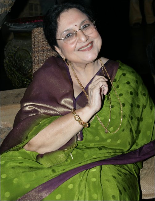 Down the memory lane with Tabassum - Bollywood Hungama