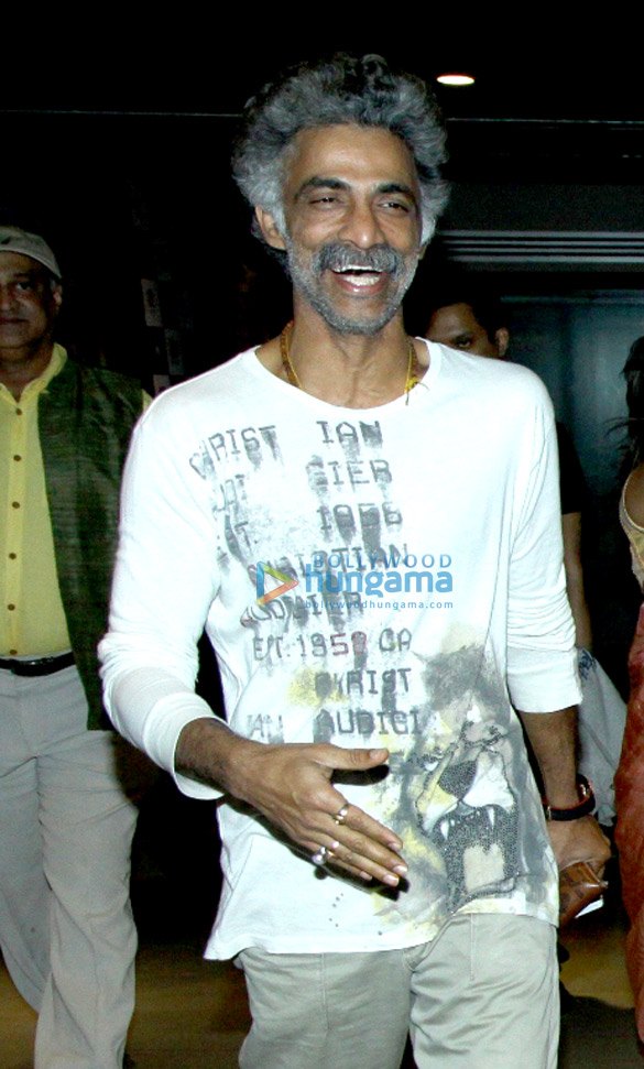 Makarand Deshpande Images, HD Wallpapers, and Photos - Bollywood Hungama