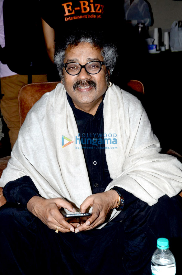 Gulzar launch script writer Javed Siddiqui’s book ‘Gulzar Pluto ...