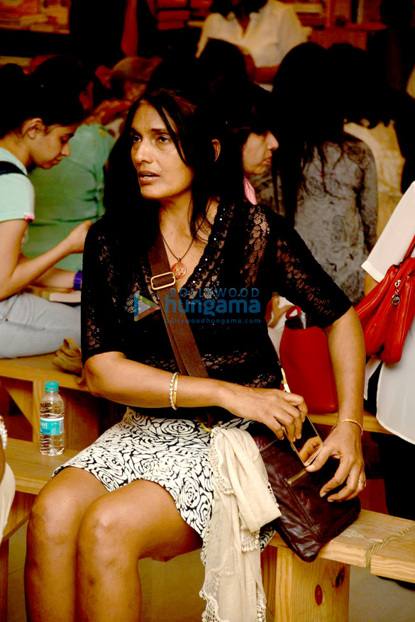 Anu Agarwal Images, HD Wallpapers, and Photos - Bollywood Hungama