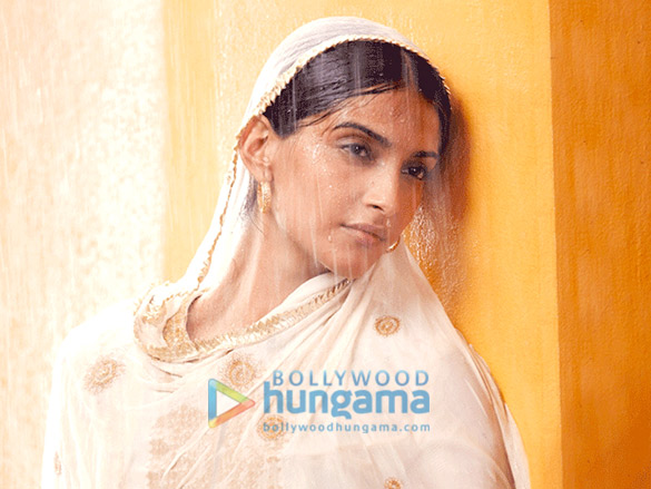 Mausam Movie Stills - Bollywood Hungama