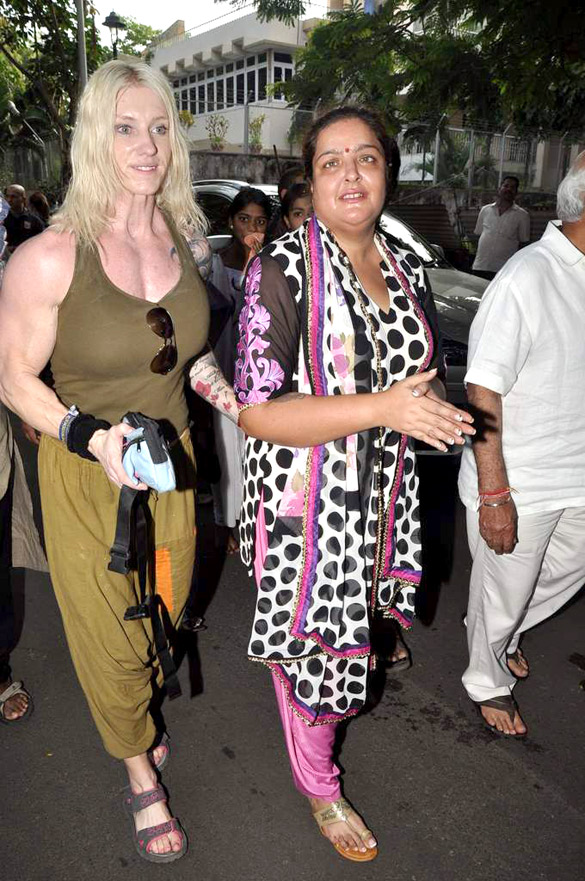 Hrithik Roshan’s Ganpati visarjan | Rakesh Roshan, Pinky Roshan Images ...