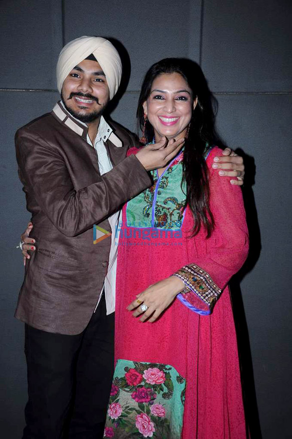 Daler Mehndi launches his son Gurdeep Singh Mehndi in Bollywood | Images - Bollywood Hungama