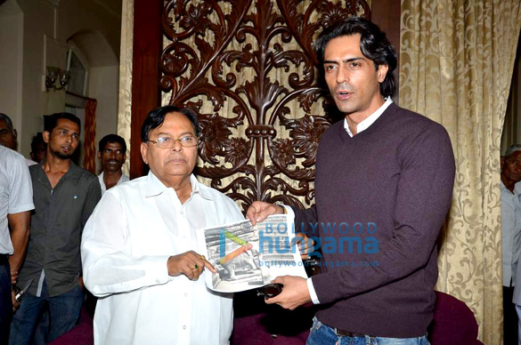 Arjun Rampal endorses PETA to save the elephant | Arjun Rampal Images ...