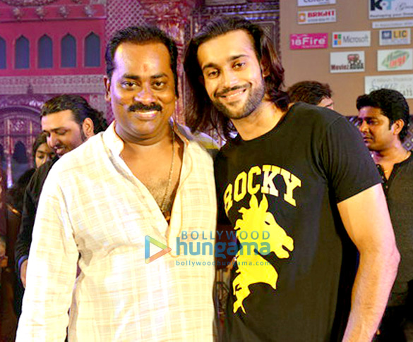 Celebs attend Navratri at Kora Kendra | Ganesh Naidu, Akhil Kapur Images - Bollywood Hungama