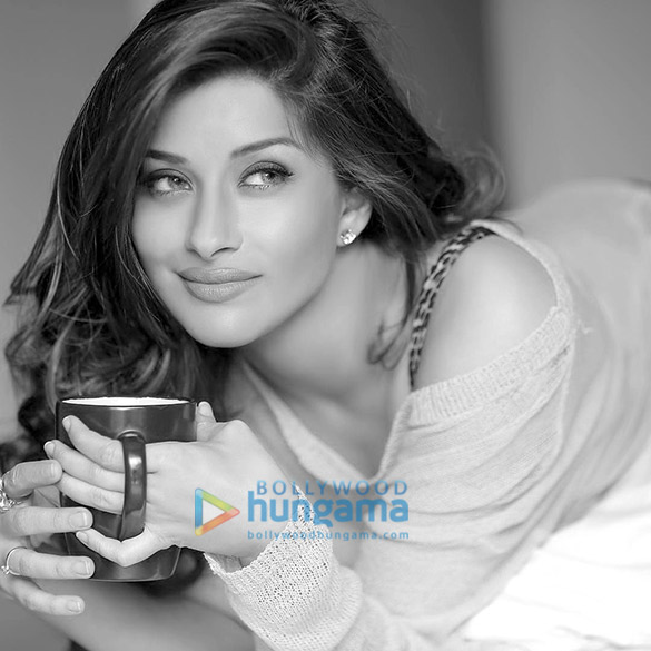 Nyra Banerjee Photos, Images, HD Wallpapers, Nyra Banerjee HD Images ...