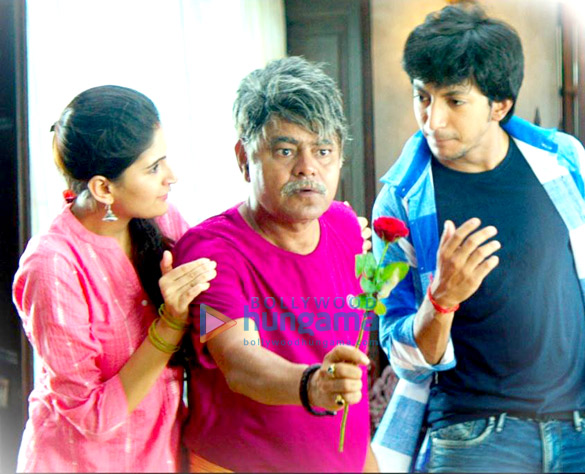 Angrezi Mein Kehte Hain Movie Stills - Bollywood Hungama