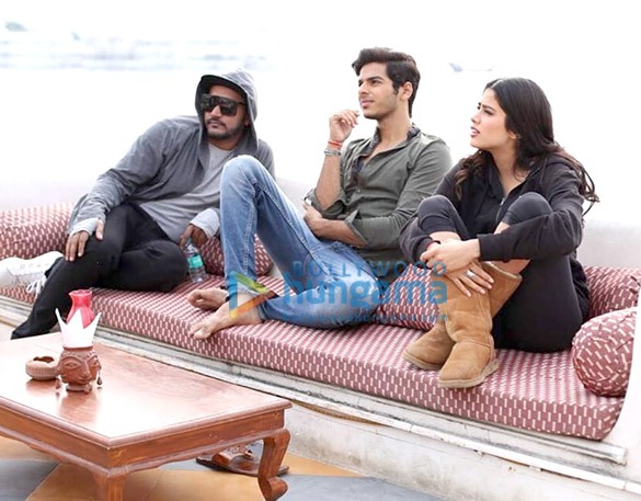 dhadak-27 | Dhadak 2018 On The Set - Bollywood Hungama