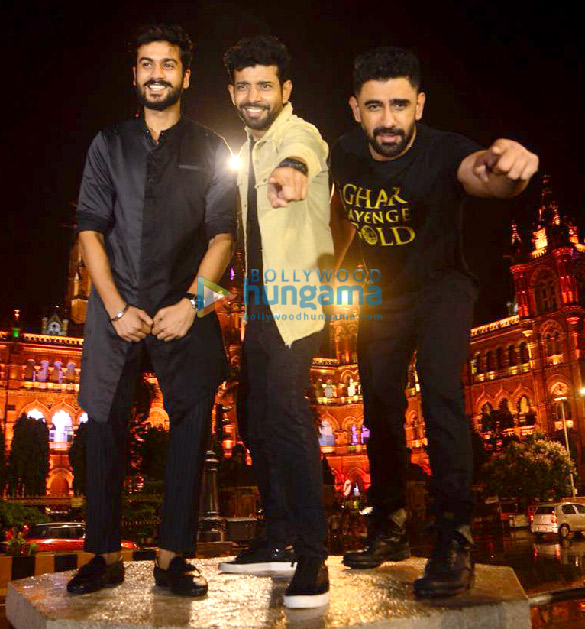 Gold cast Amit Sadh, Vineet Kumar Singh and Sunny Kaushal snapped at ...