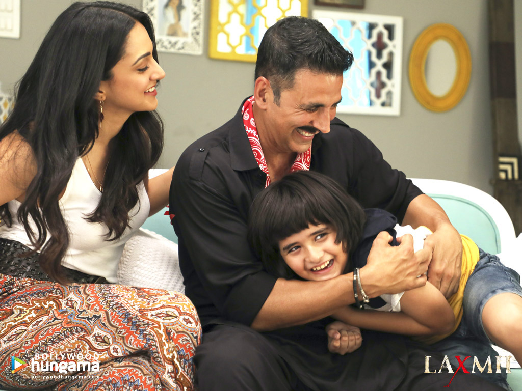 Laxmii 2020 Wallpapers | laxmii-2-4 - Bollywood Hungama