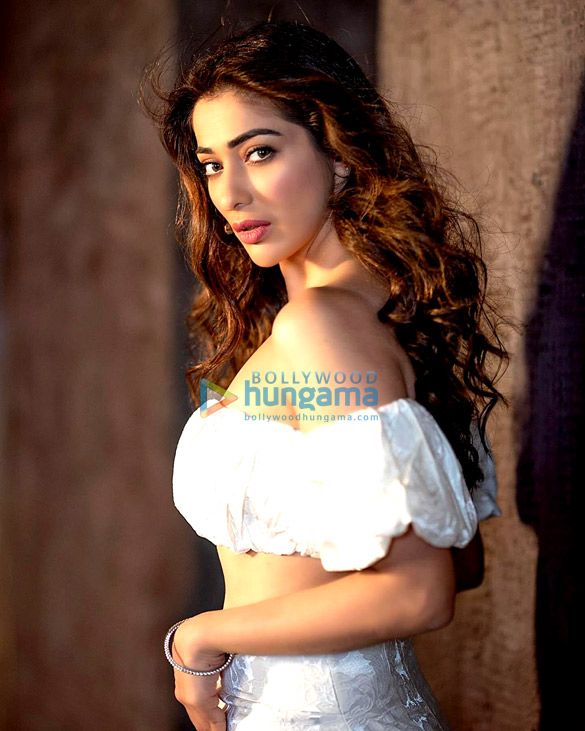 Raai Laxmi Photos, Images, HD Wallpapers, Raai Laxmi HD Images, Photos ...