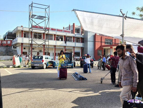 sukhee-2-2 | Sukhee 2021 On The Set - Bollywood Hungama