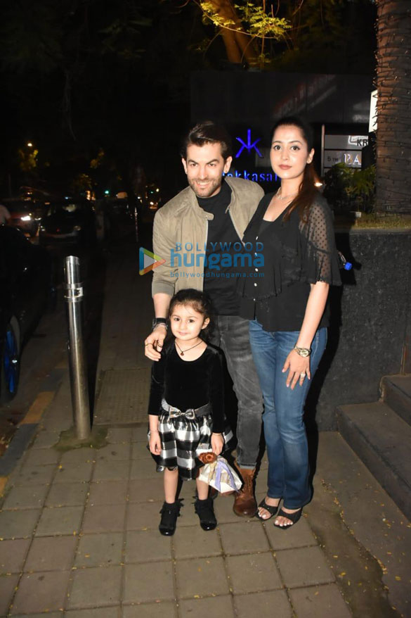 Photos Neil Nitin Mukesh and family snapped at Hakkasan in Bandra (1 ...