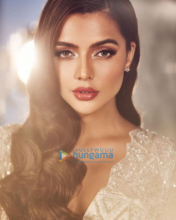 Ruhi Singh Photos, Images, HD Wallpapers, Ruhi Singh HD Images, Photos ...